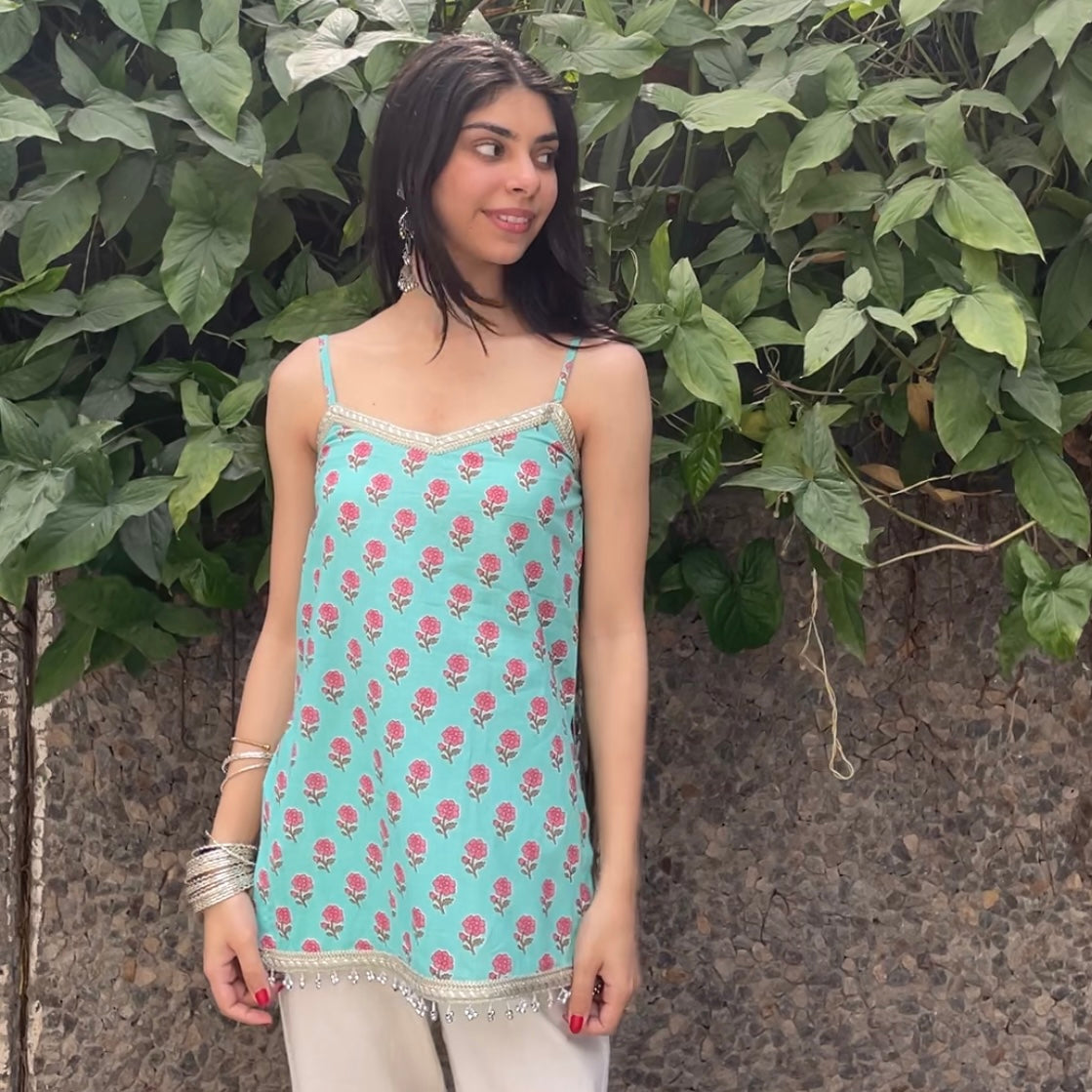 Buy Indian Festival Outfits for Women Online 2024 – The Sass Project